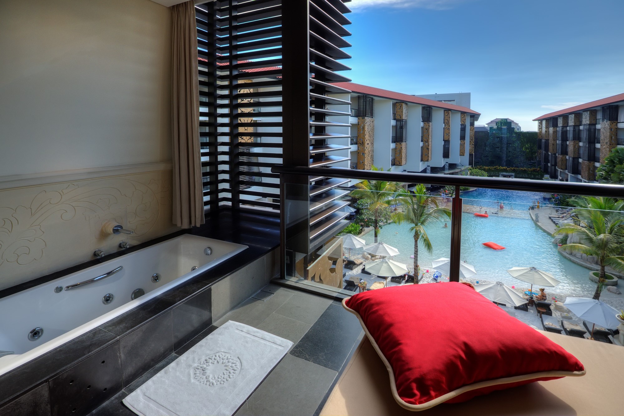 Room Details - The Trans Resort Bali